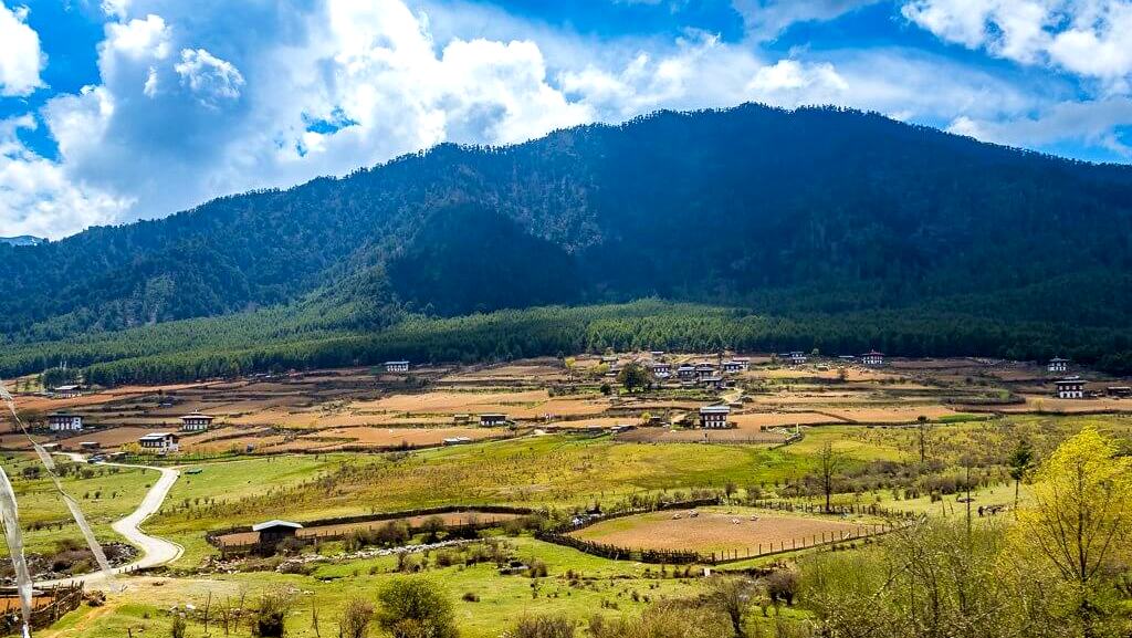 Explore the Hidden Gems of Bhutan: Off-the-Beaten-Path Destination
